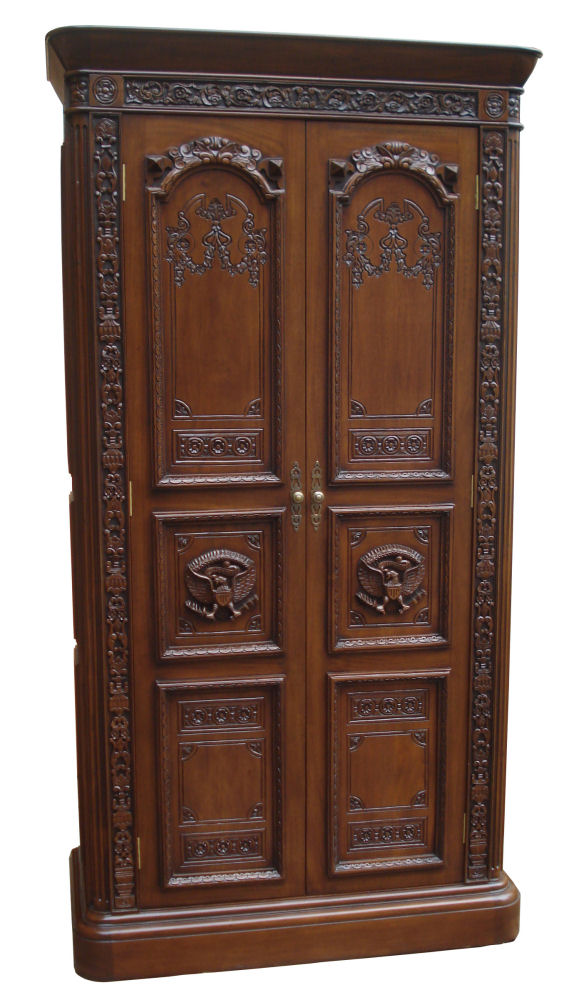 Resolute Desk Replica